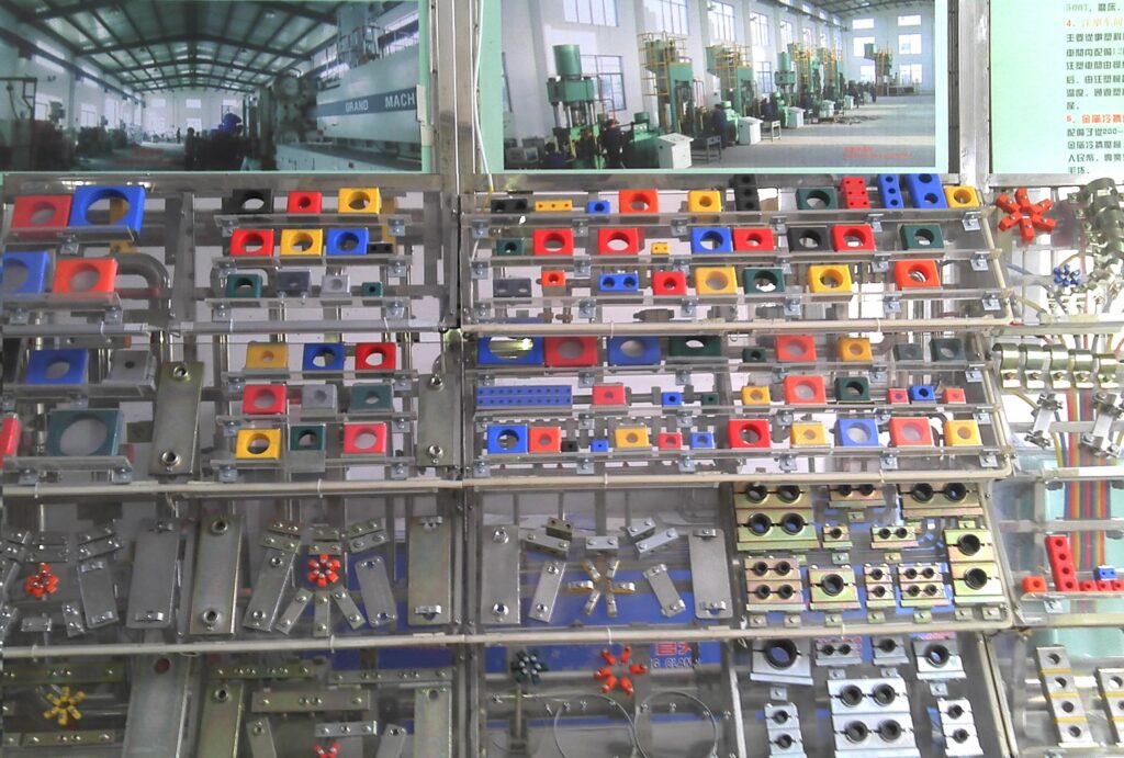 About – YOUNGLEE PIPE CLAMP